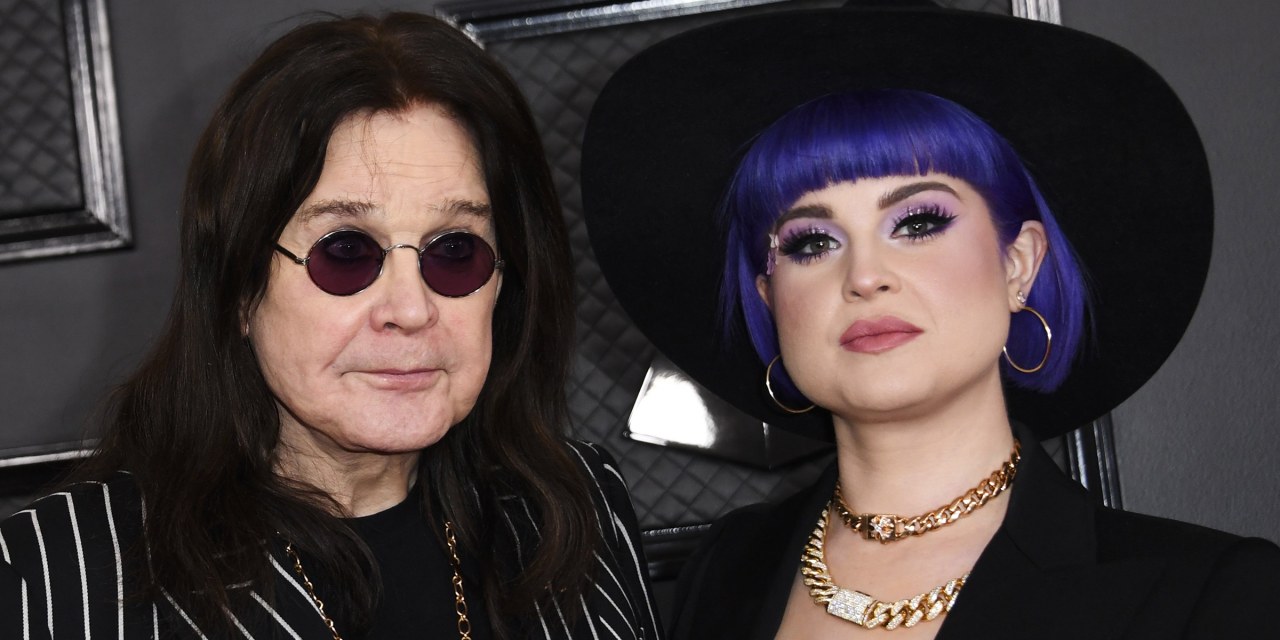 Kelly Osbourne 2001