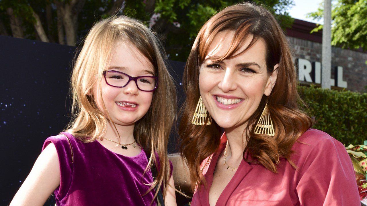 Sara Rue Legs